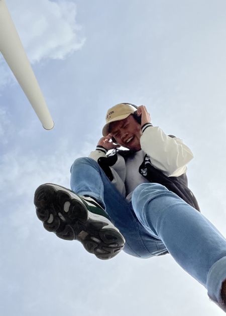 Danial Izwan, Male, 23 Years old, Actor, Dancer, Extra