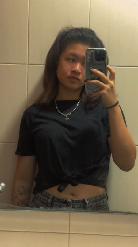 Sheryl, 25 Years old – Extra from Singapore