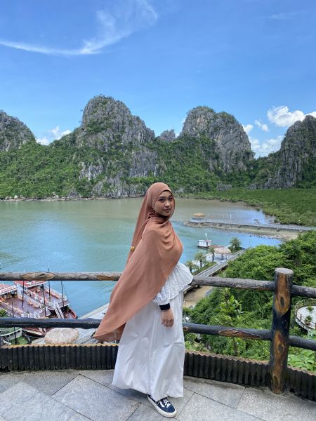 Safa, Female, 20 Years old, Singapore, Model, Actor, Singer, Dancer, Extra